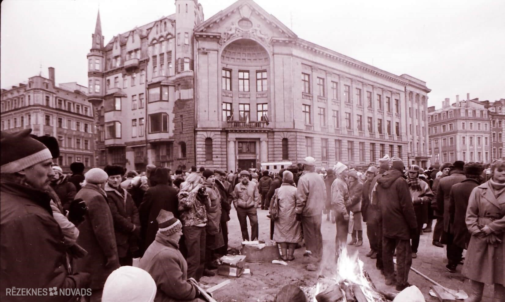Aicinājums 1991. gada barikāžu dalībniekiem pieteikties dalībai svētku ...